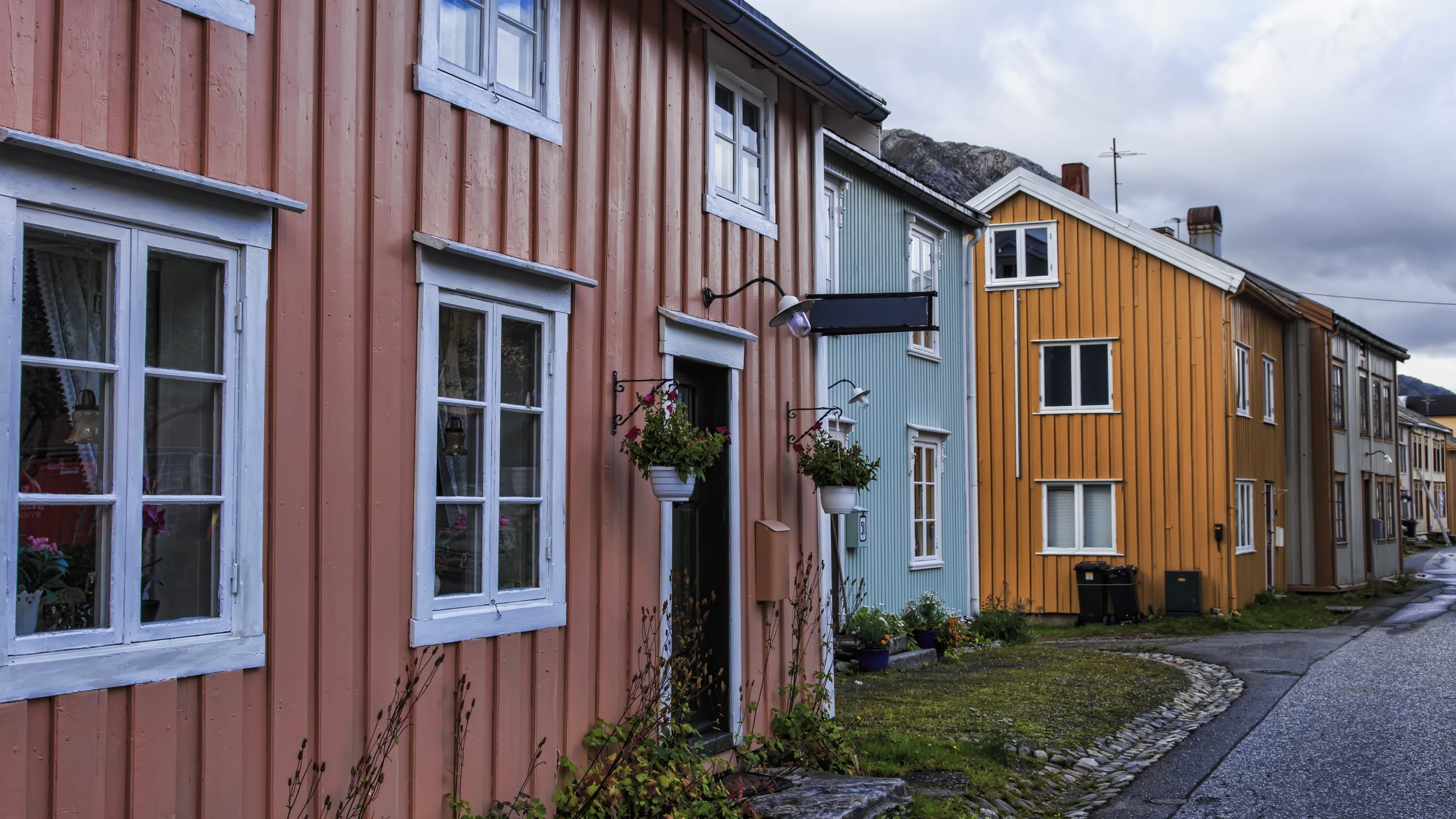 Gjestehusene i Sjøgata i Mosjøen - Visit Helgeland