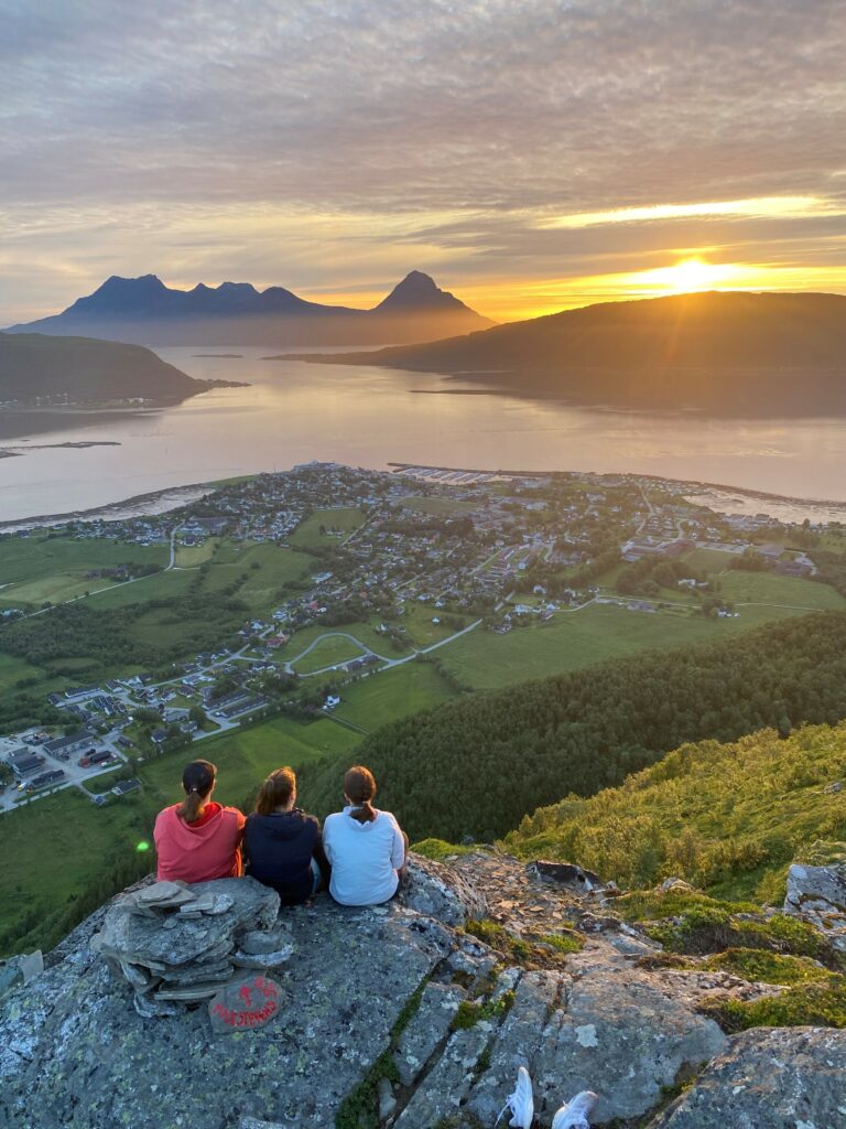 A hiking adventure: Kjølen and Hammarøyfjellet - Visit Helgeland